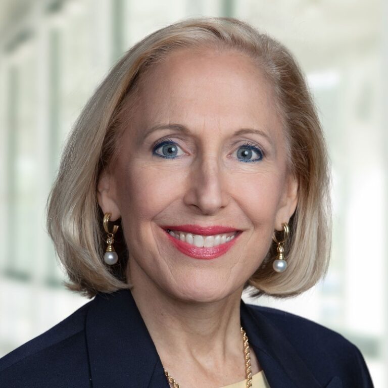 Virginia Varela - Women in Banking